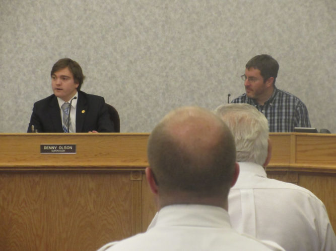 LaFave meets with Dickinson officials | News, Sports, Jobs - The Daily News